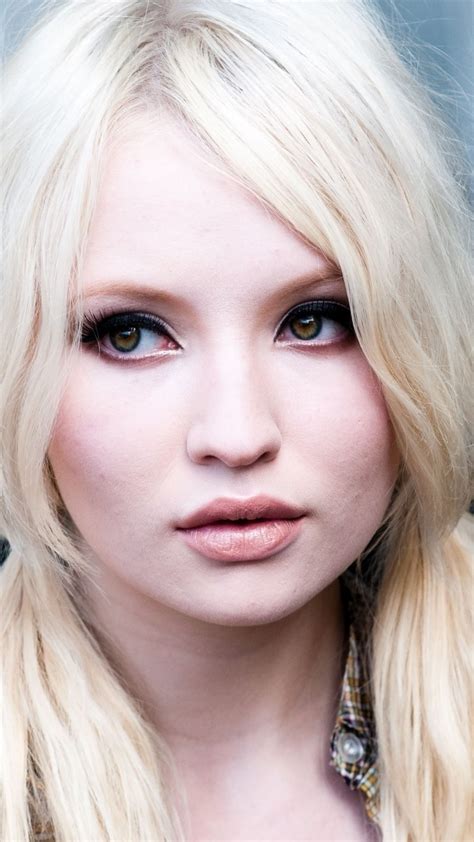 Emily Browning Wallpaper 71 Pictures Wallpaperset