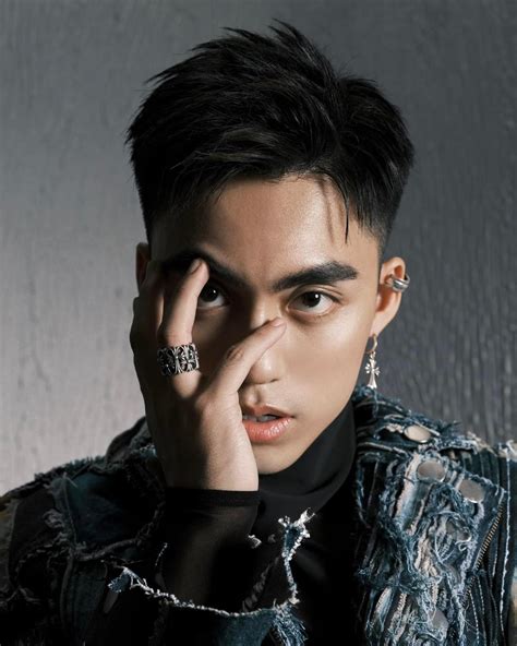 S N T Ng M Tp G Y L V I Ngo I H Nh M I T C Inh Ng I G Y G Nh N Nh Gi Th M V I Tu I