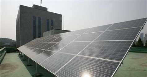 서초구청 옥상에 태양광 발전시설 설치