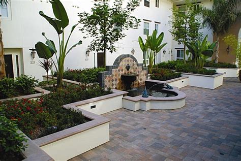 Classic Wall Cap For Dealers And Suppliers