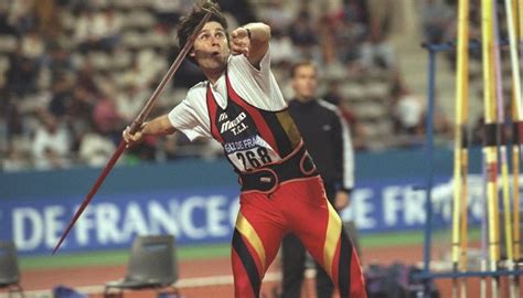 What Is World Record For Longest Javelin Throw In Pics News Zee News