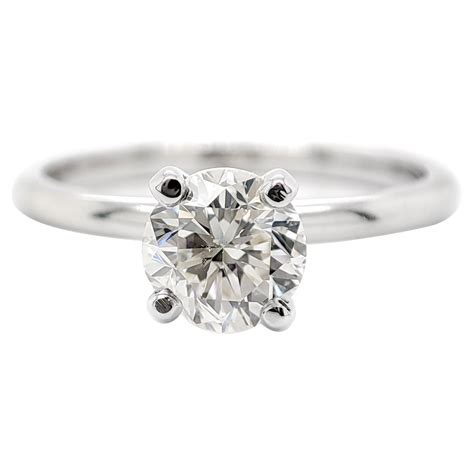No Reserve 1 01ct Vs2 F Diamond Solitre Engement Ring 14k White Gold For Sale At 1stdibs