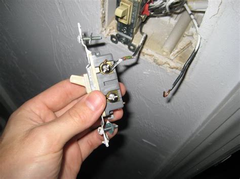 Single Pole Electric Wall Switch Replacement Guide