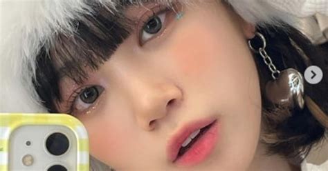 김채원 시베리아 소녀 느낌털이 복실복실