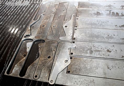 Plate Burning Pattern Metals