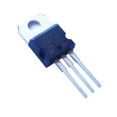 L7812CV (12В 1.5А)