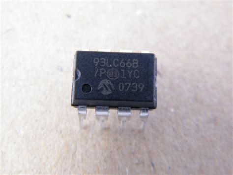 LC BIP MICROCHIP K EEPROM BIT