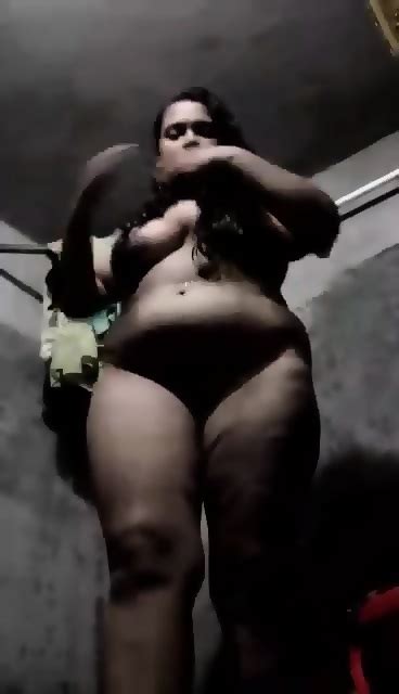 Bigass Bigbooby GF Showing