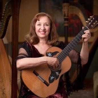 Linda Nash Singer Songer Writer Linda Nash Lily Of The Fields Llc