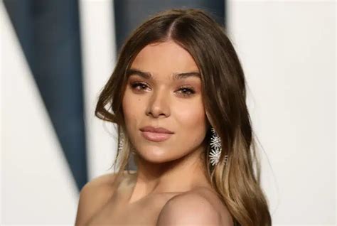 Is Hailee Steinfeld Gay Addressing Speculations About The Actress And