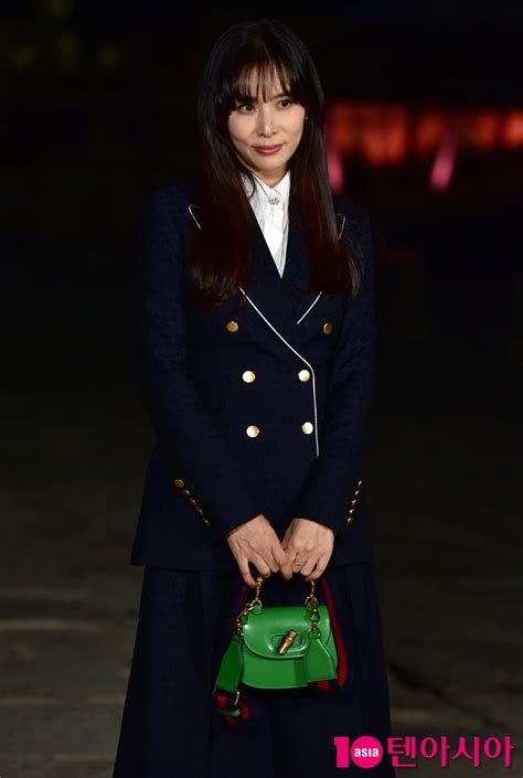 고소영 광복절 日 여행 사진 업로드 사과 인지 후 삭제 너무 늦었다 텐아시아