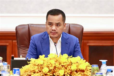 ឯកឧត្តមអភិសន្តិបណ្ឌិត ស សុខា