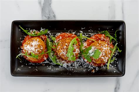 이탈리안 푸드 호박 로즈마리 치즈 3개 로마스코를 곁들인 아란치니 볼 0명에 대한 스톡 사진 및 기타 이미지 0명 건강한 생활방식 건강한 식생활 Istock