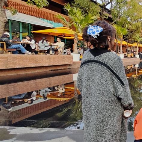 Ella Yeye Threads Say More