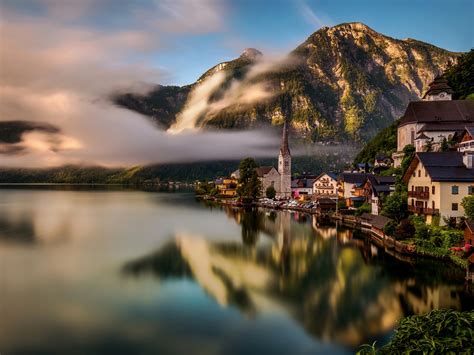 배경 화면 할슈타트 오스트리아 호수 물 반사 주택 알프스 안개 여행 3840x2160 Uhd 4k 그림 이미지