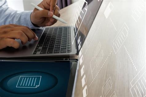 Premium Photo Document Management System Dms Businessman Working