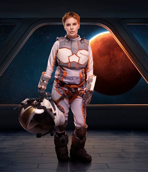 ‘stars On Mars Cast Photos Of Ariel Winter Lance Armstrong And More Hollywood Life