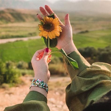 عکس دختر واقعی بدون چهره برای پروفایل اینستا و واتساپ