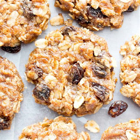 Oatmeal Walnut Raisin Cookies
