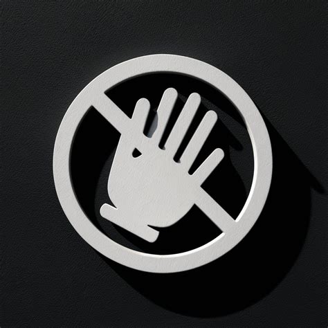 Disable Dragging Elements On Selection With PyRevit Startup Script