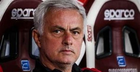 意媒：罗马无意解雇穆里尼奥，后者也没有辞职的打算腾讯新闻