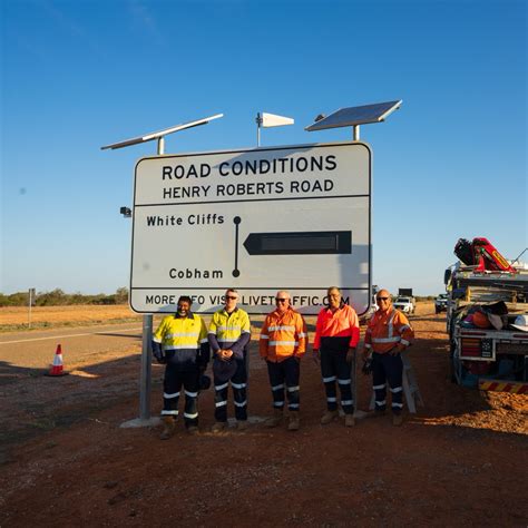 🪧💡thirteen New Solar Powered Smart Road Signs Are Now Up And Running