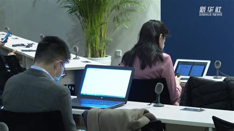 外交部发言人：斯里兰卡外长表态是对所谓 债务陷阱”的有力驳斥凤凰网视频凤凰网