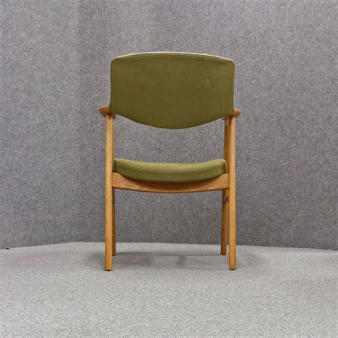 Kinnerup Antik And Porcelæn Erik Kirkegaard Armstol Grøn Uld