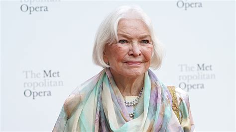 The Exorcist Trilogy Ellen Burstyn On Why Shes Returning For The Sequel