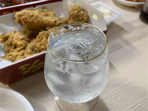 코스트코 저렴하게 진토닉 만들기 With 봄베이 사파이어 런던 드라이 진 진로 토닉워터