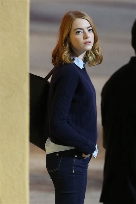 Emma Stone La La Land Set Photos In Pasadena October 2015 • Celebmafia