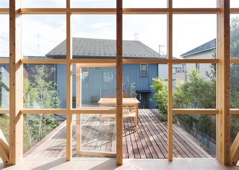 Tetsuo Yamaji Builds House With Mass Produced Components