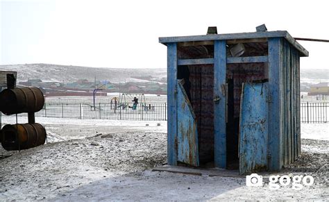 200 мянга гаруй нүхэн жорлон хөрсний бохирдол үүсгэж байна