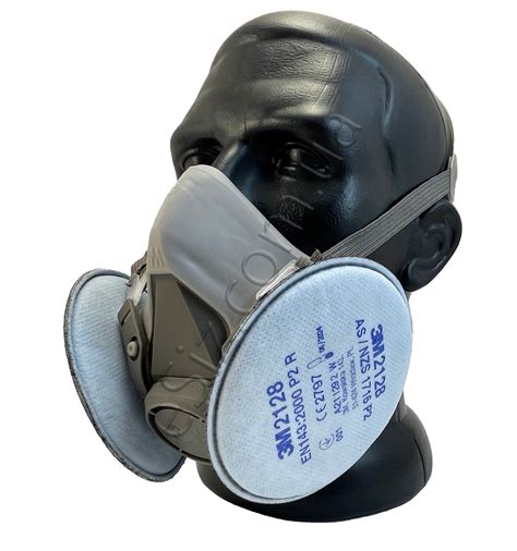 Купити Напівмаска 3М серії 6200 в комплекті з протипиловими фільтрами ...