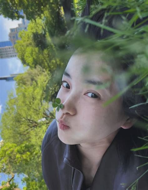 김태리 일상이 Cf같아네잎클로버 청량함 가득 행운은 기세다 Osen