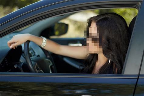 Пияна шофьорка от село край Сандански удари шамар на полицай