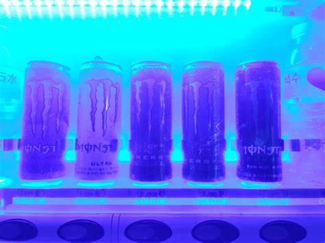 씨피유 게임랜드 舊 On Twitter 자판기에 몬스터 다섯 종류를 모두 구비했습니다 왼쪽부터 순서대로 파이프라인 펀치 핑크색 울트라 흰색저칼로리 울트라