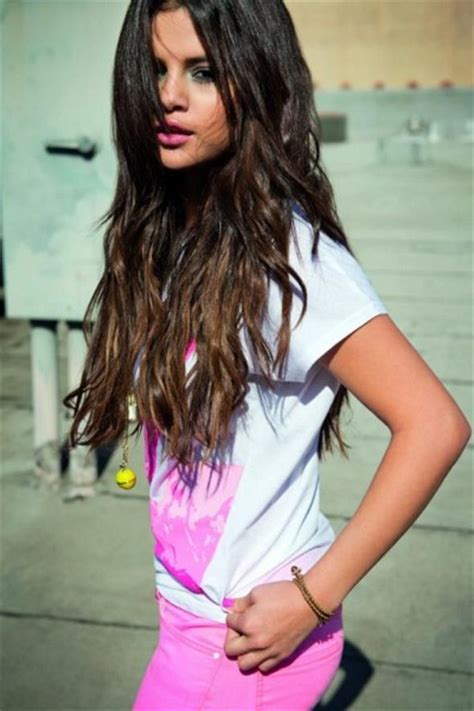 آلبوم عکس های جدید و زیبا از سلنا گومز تــــــــوپ تـــــــــاپ