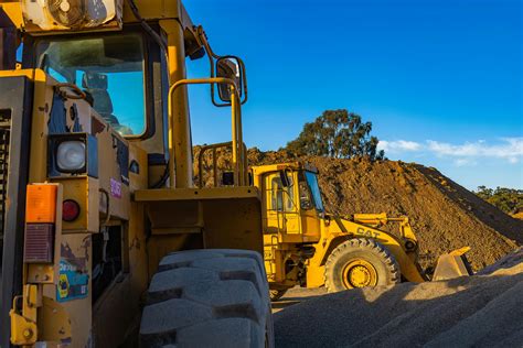개발 건설 건설 구역 건설 장비 건설 차량 건축 산업 경치 공사 현장 광산 장비 교통 기계 기계 장비 기초 노란색 대형 장비 도로 건설 디젤