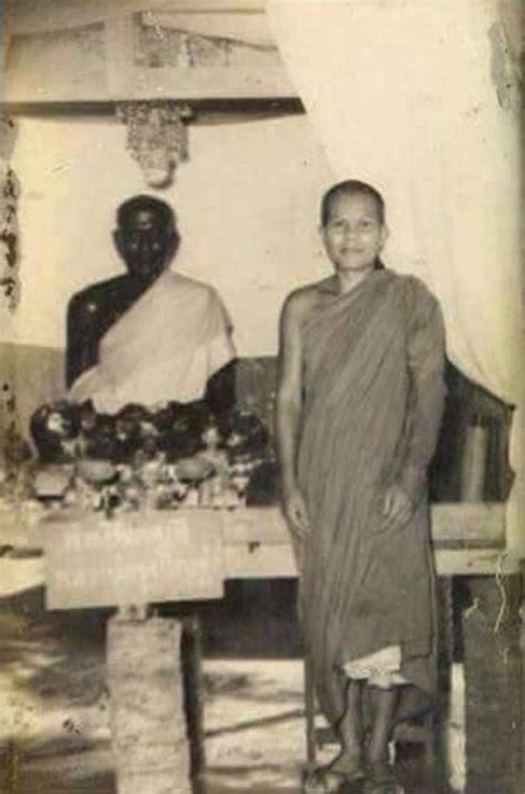 Pornchai รวมภาพตำนาน การกำเนิดพระหลวงพ่อทวด วัดช้างให้ ปี 2505 เมื่อวันที่ 16 พฤษภาคม พ ศ