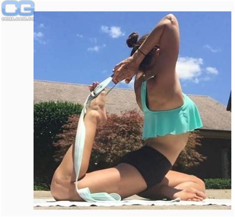 Danica Patrick Nude Pictures Onlyfans Leaks Playboy Photos Sex Scene Uncensored