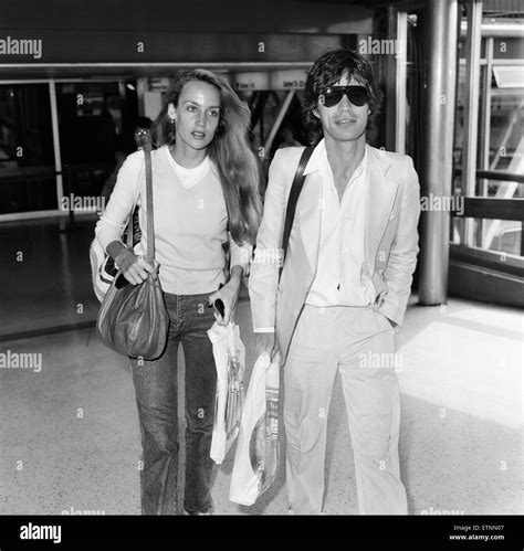 Mick Jagger Y Jerry Hall Jerry Hall Was Rupert Murdochs Ex Wife