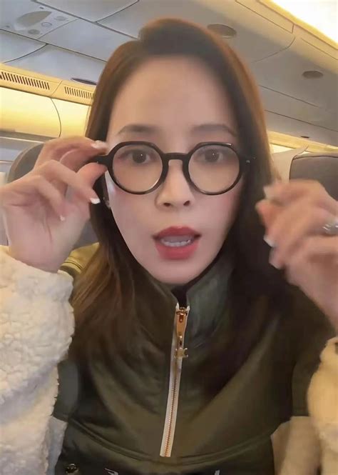 47岁侯佩岑自曝视力明显退化：老花眼严重金纳莱网