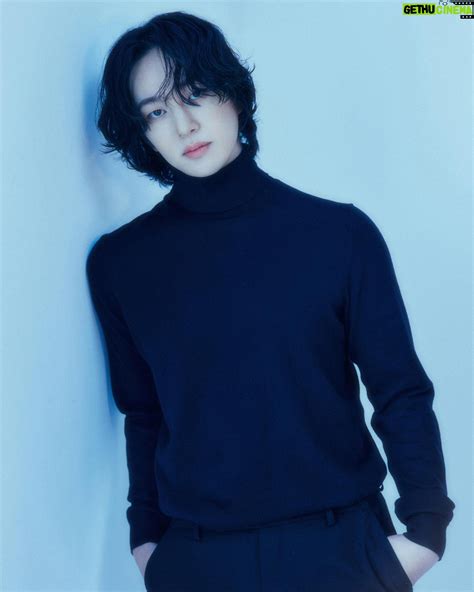 Onew Wiki Biography Age Gallery Spouse And More