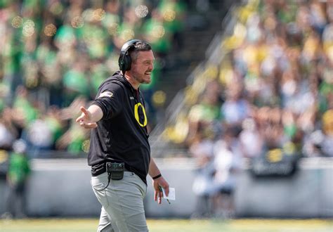 Oregon Footballs Dan Lanning Talks Devon Jacksons Health Team