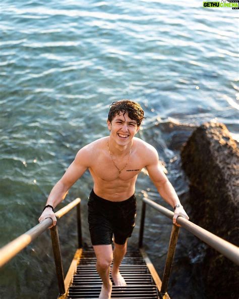 Ethan Wacker Wiki Biography Age Gallery Spouse And More