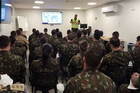 Brazilian Army Visits Paranaguá Container Terminal Tcp Terminal De