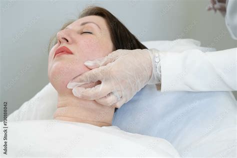 Clinician Targets Double Chin With Lipolytic Injections Precision Care Reflects Advancements