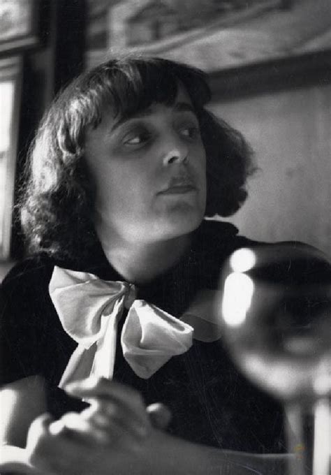 Блог на Павел Николов Едит Пиаф снимки и “Акордеонистът”