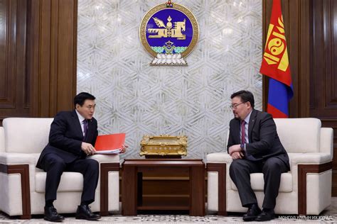 Санхүүгийн хэлэлцээрийг соёрхон батлах тухай хуулийн төслүүдийг өргөн